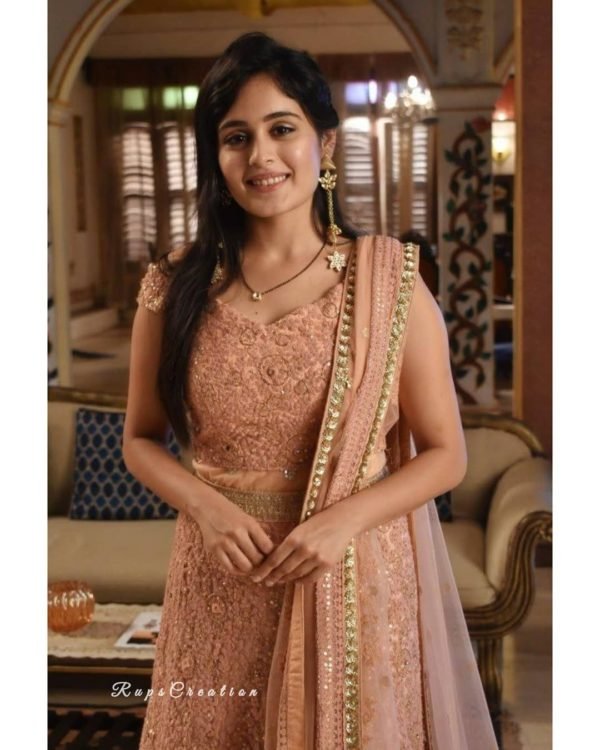 Rhea Sharma Wiki Age Height Wight Bio Family Boyfriend