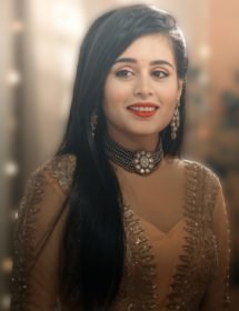 Rhea Sharma Wiki Age Height Wight Bio Family Boyfriend