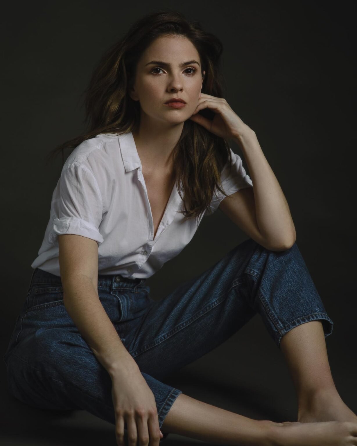 Shelley Hennig Age, Height, Weight, Measurements