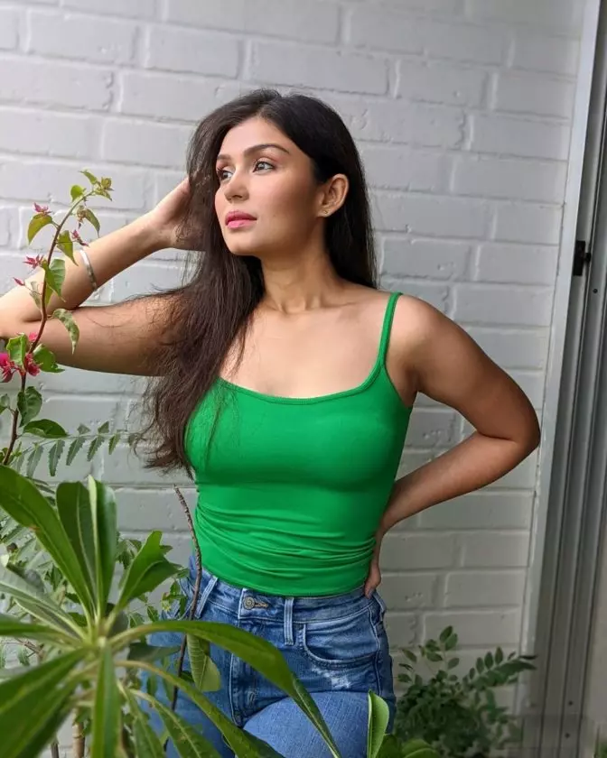 Simran Kaur Anamika Hot Pics